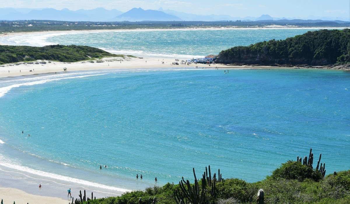 6 Melhores Praias em Cabo Frio | Região dos Lagos